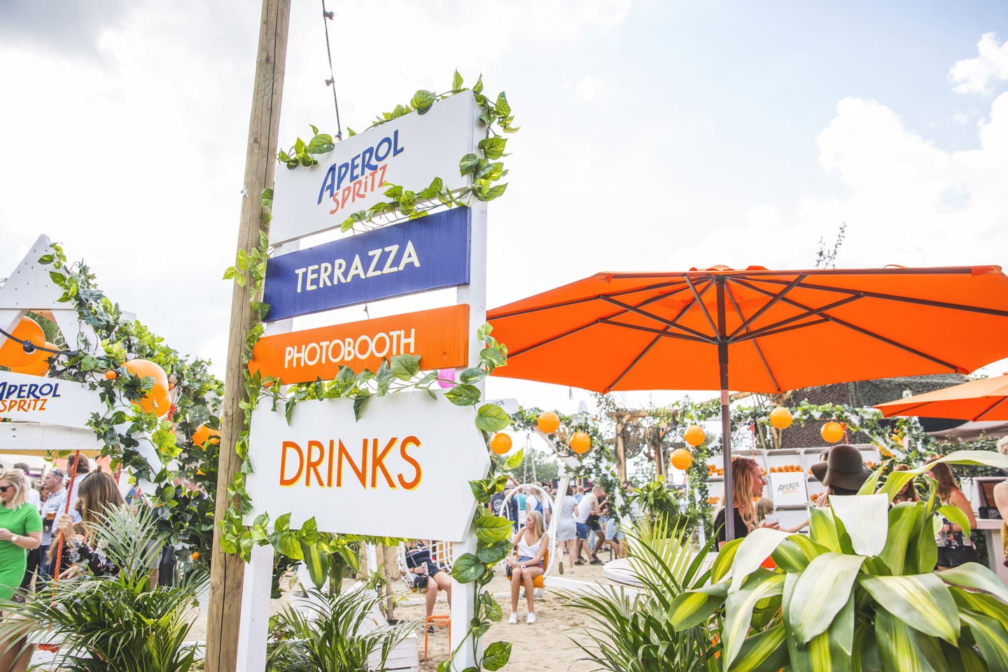 Events / activation / production & concept :Aperol Terrazzo - De Promoters